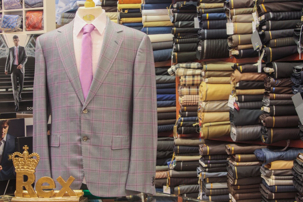 A Men’s Guide To Matching Colors and Patterns – Male Standard